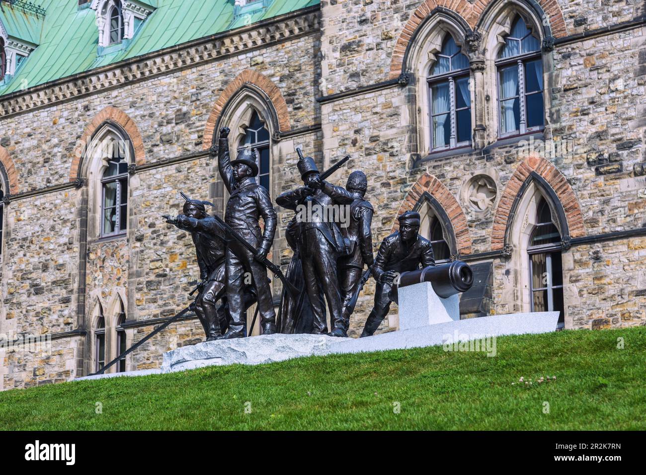 Canada war 1812 monument hi-res stock photography and images - Alamy