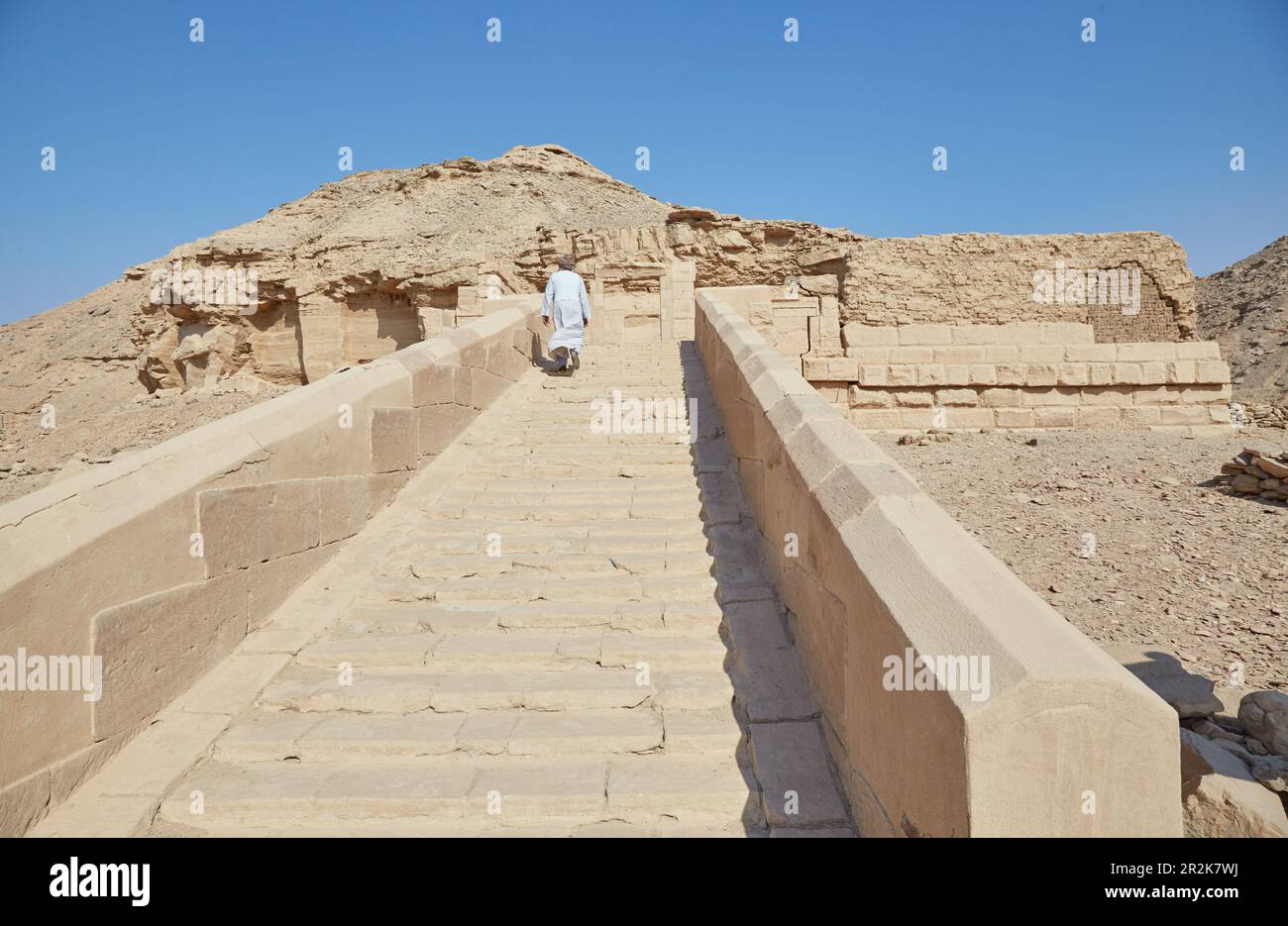 El Kab, an overlooked ancient Egyptian site known for its tombs and ...