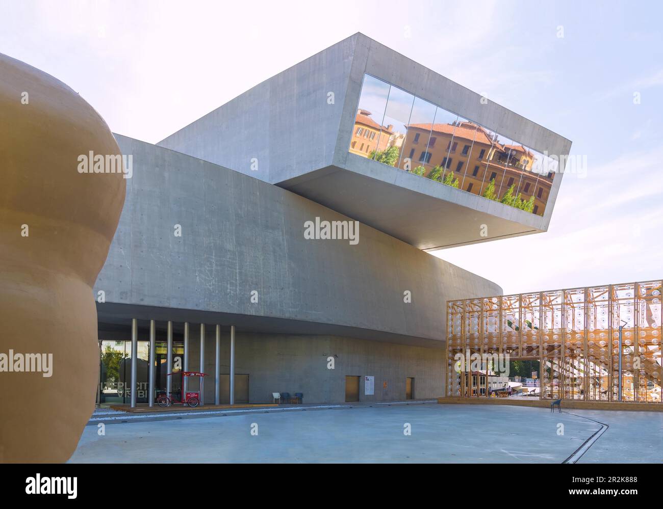 Rome, MAXXI - National Museum of Arti del XXI Secolo Stock Photo - Alamy