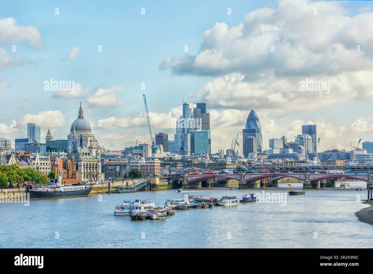 View across Thames river, Saint Paul's Cathedral and London financial ...