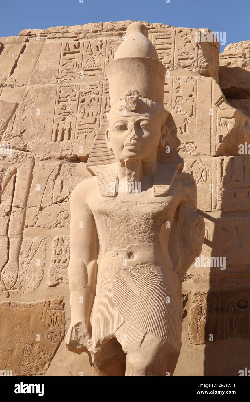 Pharaonic statues at Karnak temple in Luxor, Egypt Stock Photo - Alamy