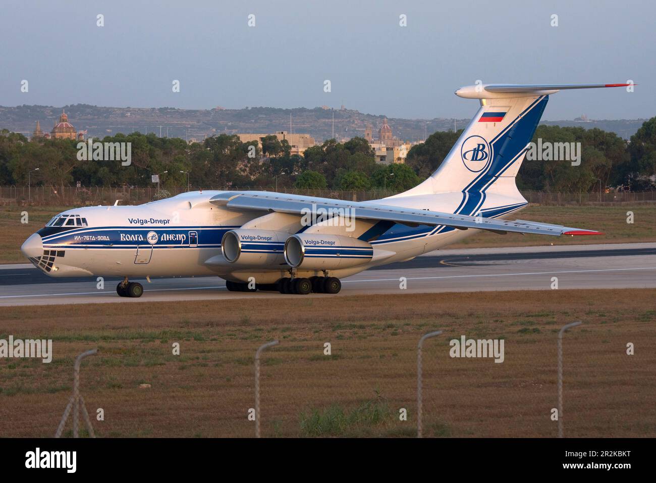 Volga-Dnepr Airlines Ilyushin Il-76TD-90VD (REG: RA-76951) on take off ...