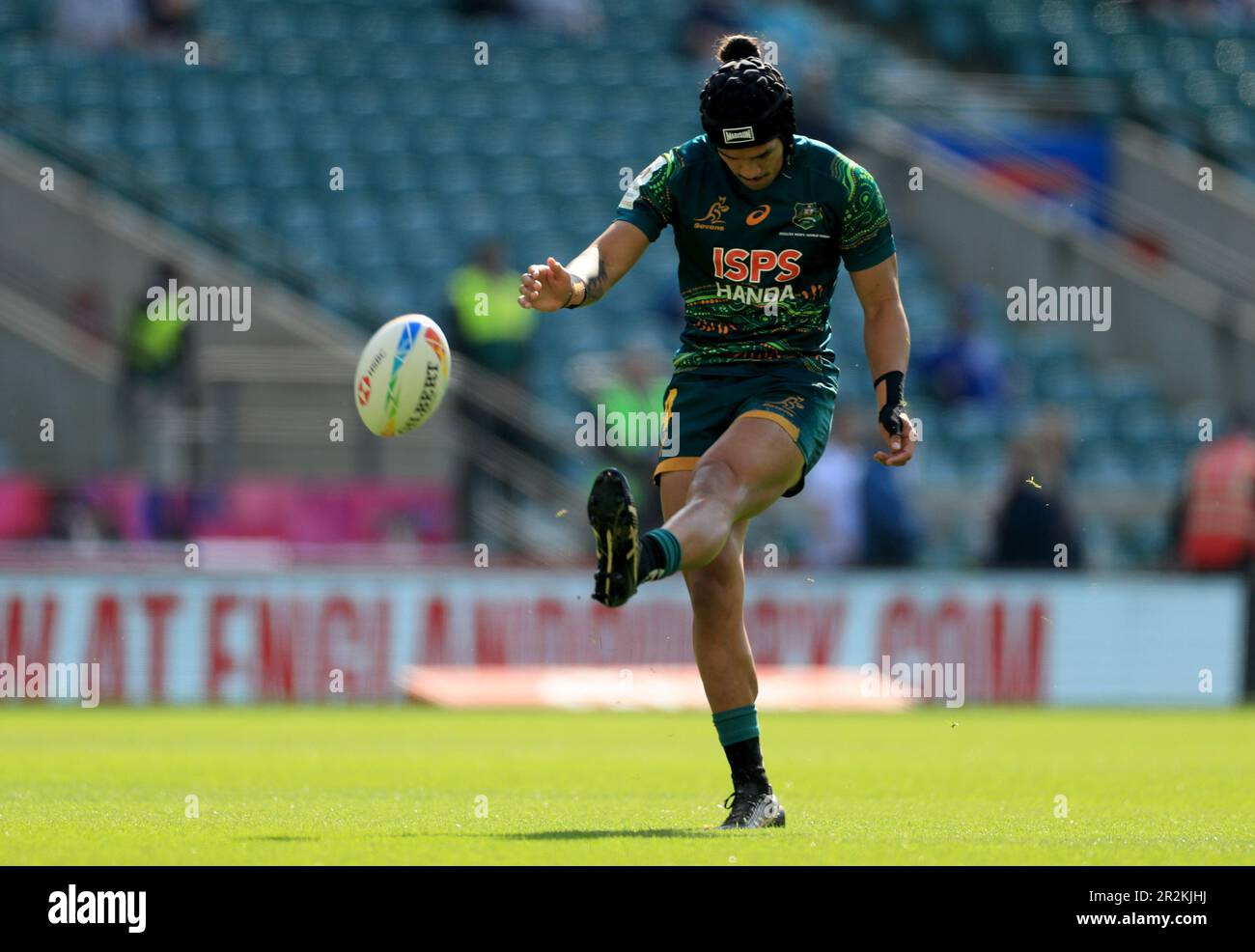 Australia’s Dietrich Roache coverts a try during game 1 of the HSBC ...