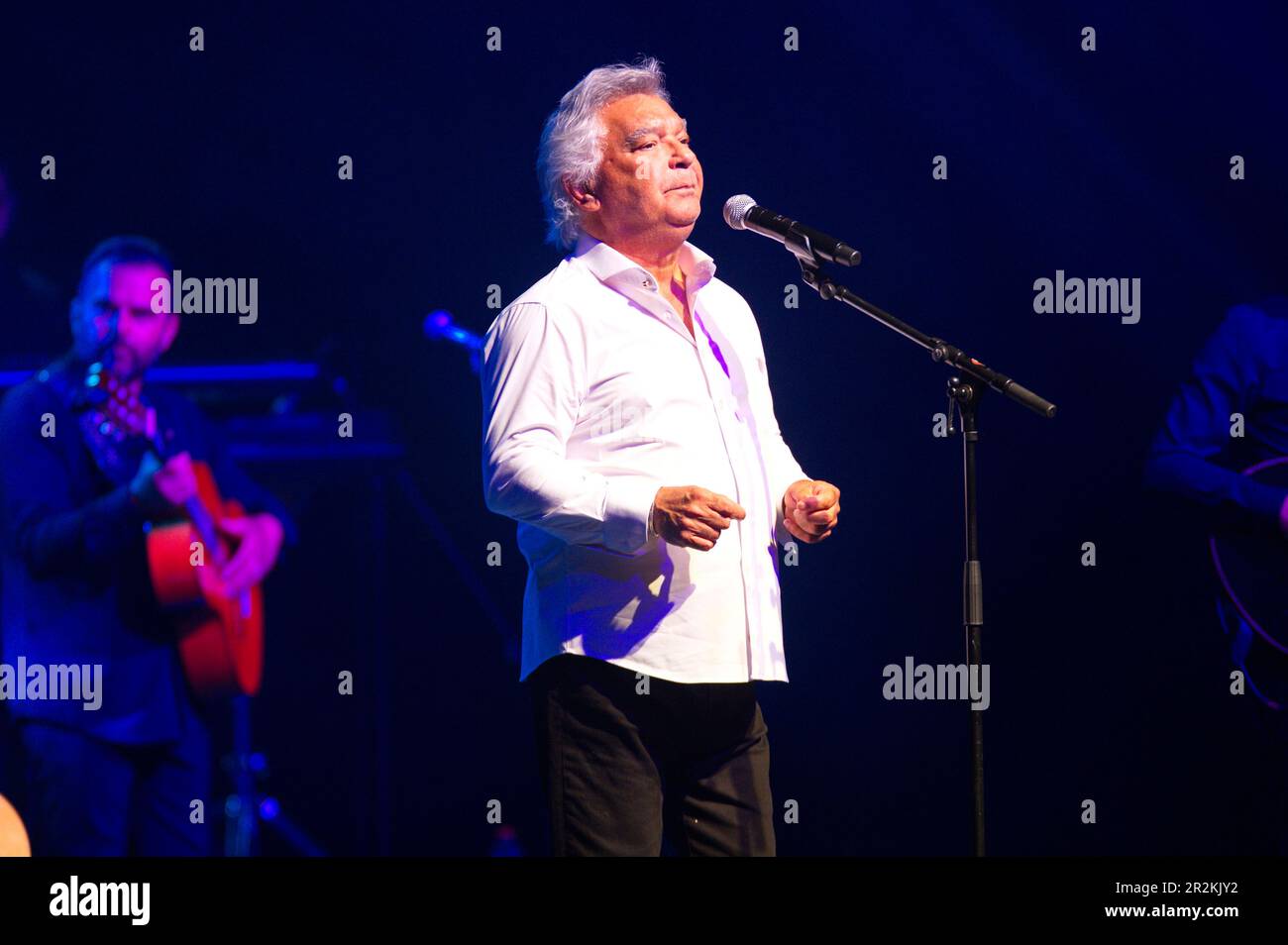 Gipsy kings hi-res stock photography and images - Alamy