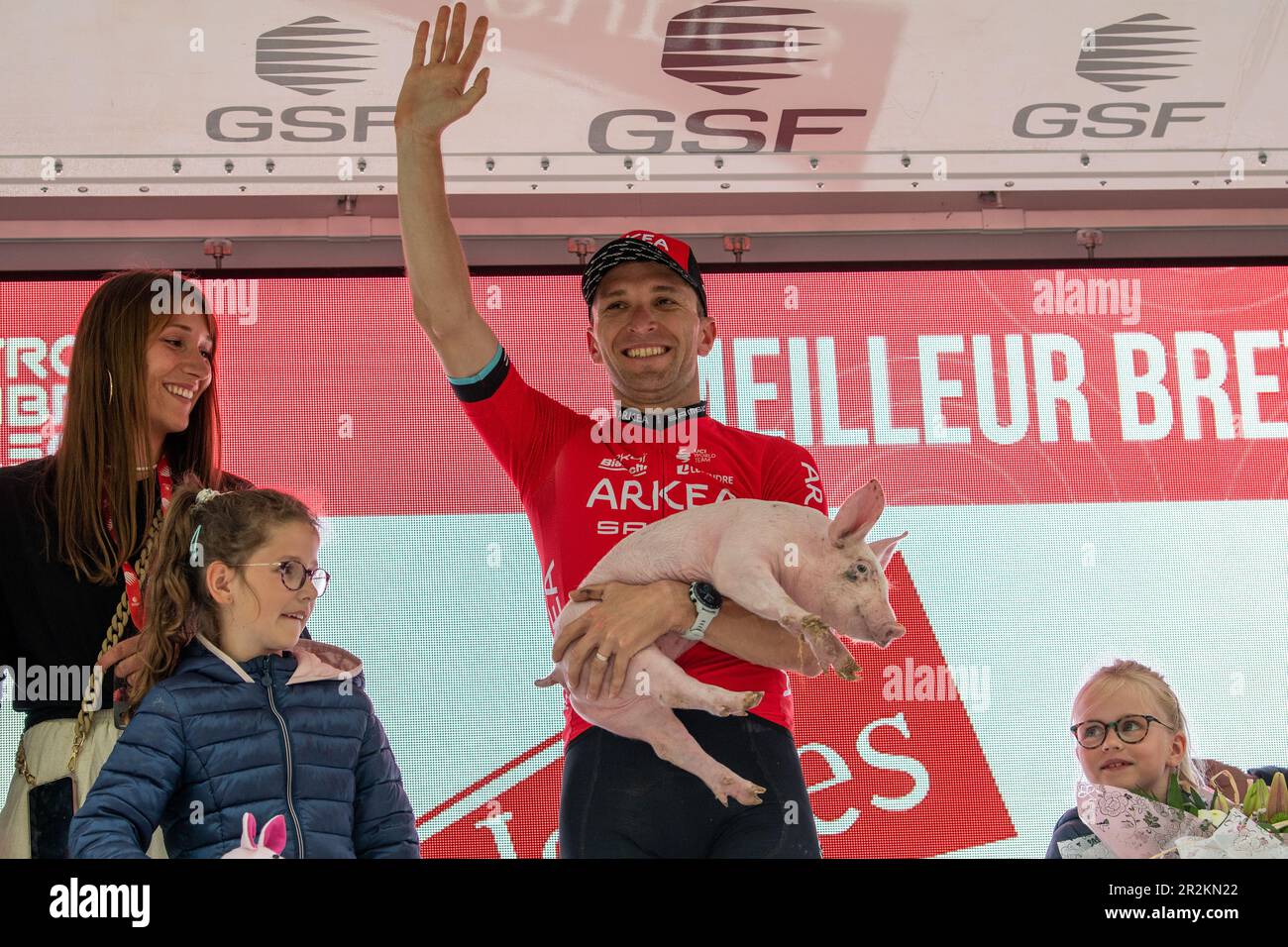 Best Breton rider, Laurent Pichon onstage at the Tro Bro Leon podium ...
