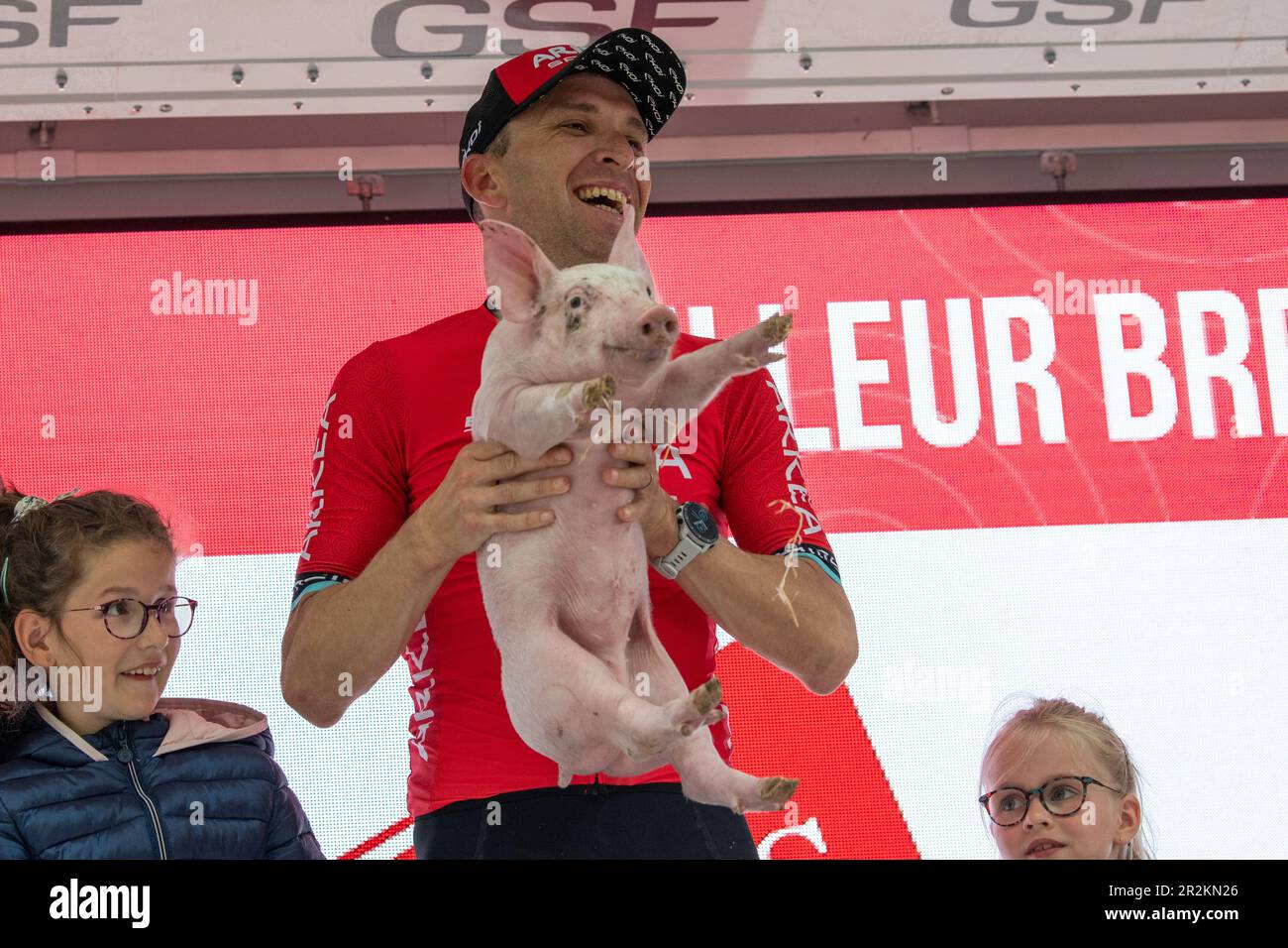 Best Breton rider, Laurent Pichon onstage at the Tro Bro Leon podium ...
