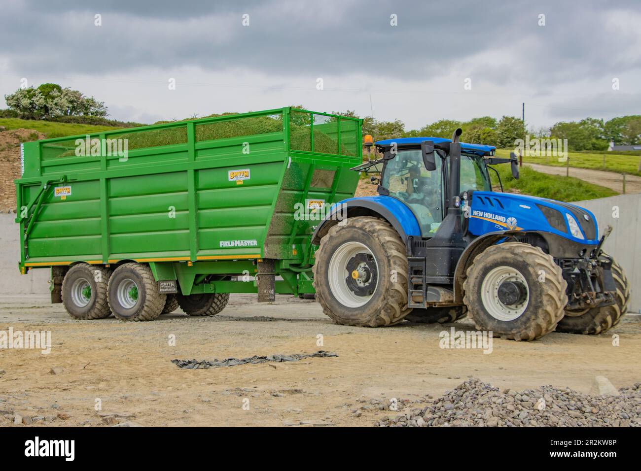 McCarthy Agri Contractros, Ballinadee, drawing silage near Timoleague ...