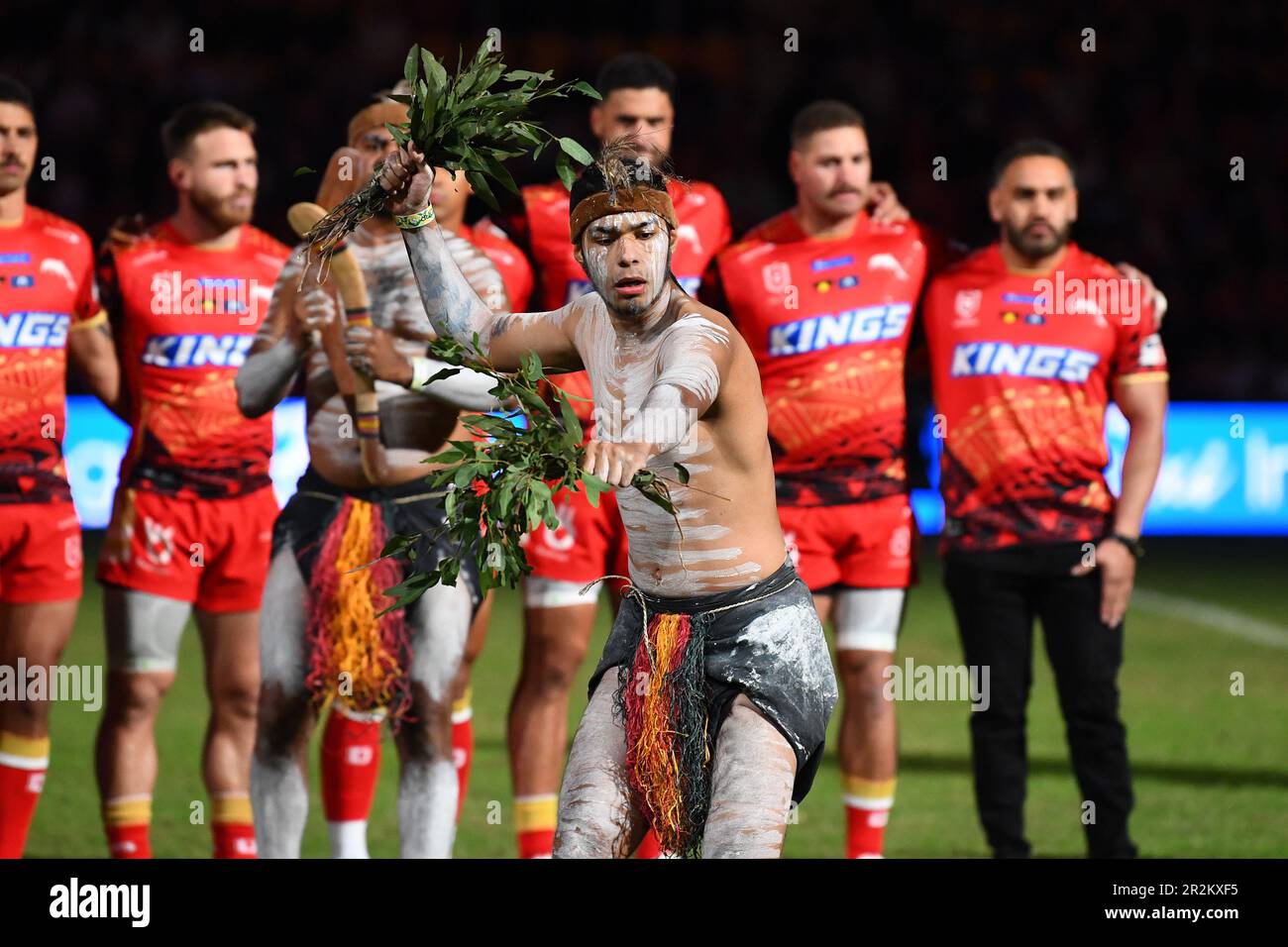 Indigenous dancers perform before the NRL Round 12 match between the ...