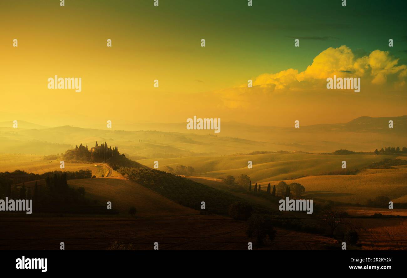 Country italian landscape hi-res stock photography and images - Alamy