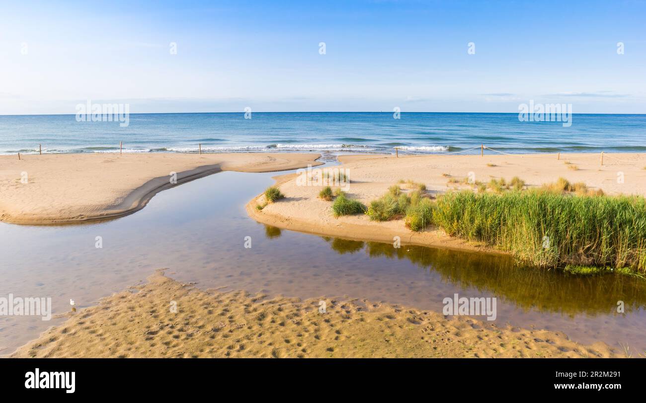 Comarruga beach hi-res stock photography and images - Alamy