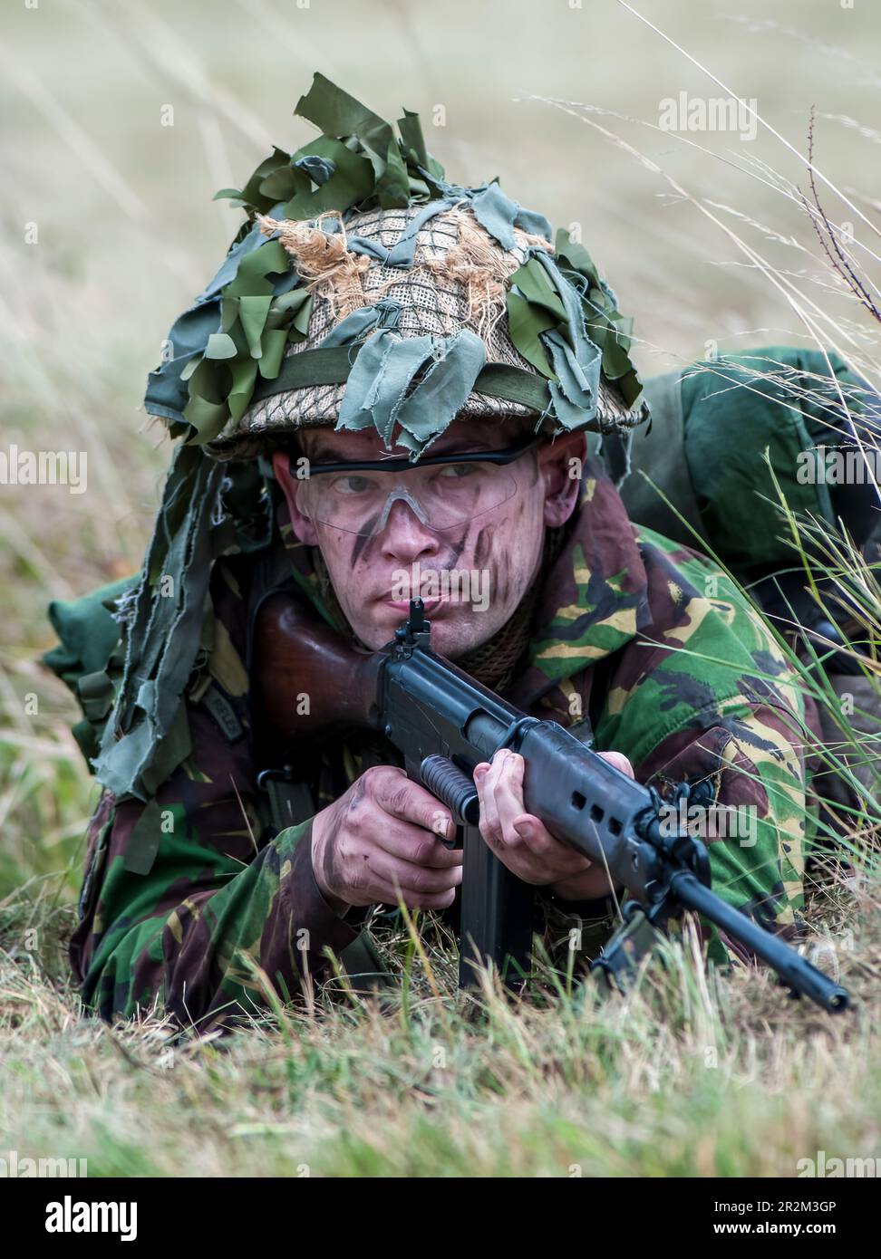 Cold war soldier hi-res stock photography and images - Alamy
