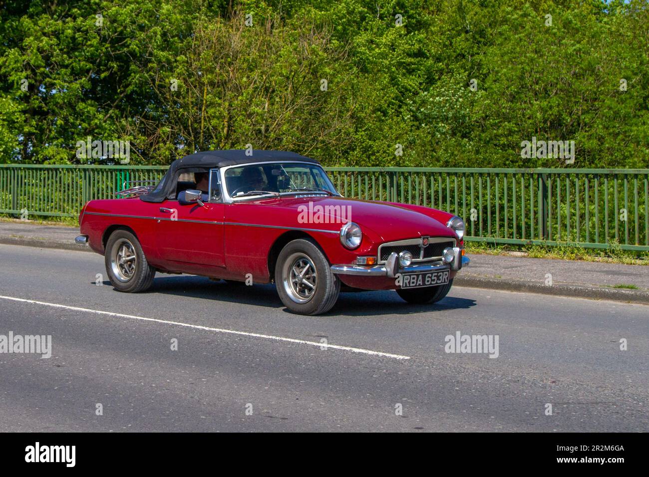 1977 mgb roadster hi-res stock photography and images - Alamy