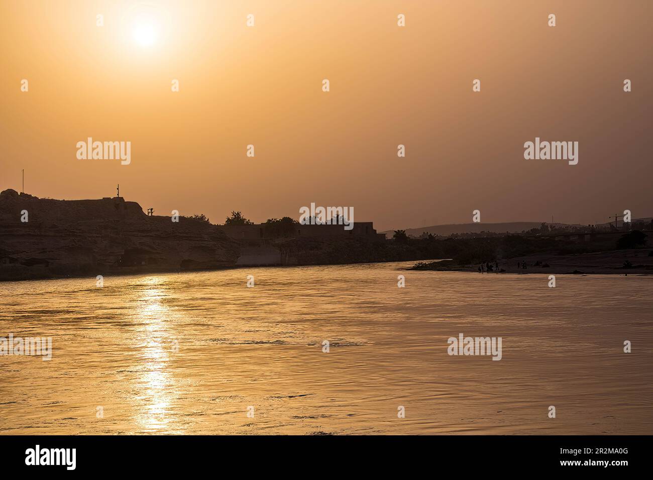 Karun river hi-res stock photography and images - Alamy