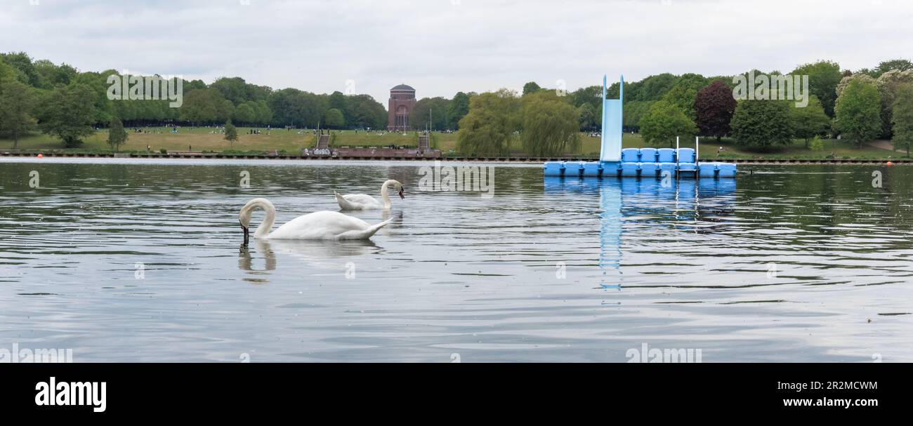 Hamburg, Germany. 20th May, 2023. On the first day of Hamburg's outdoor ...