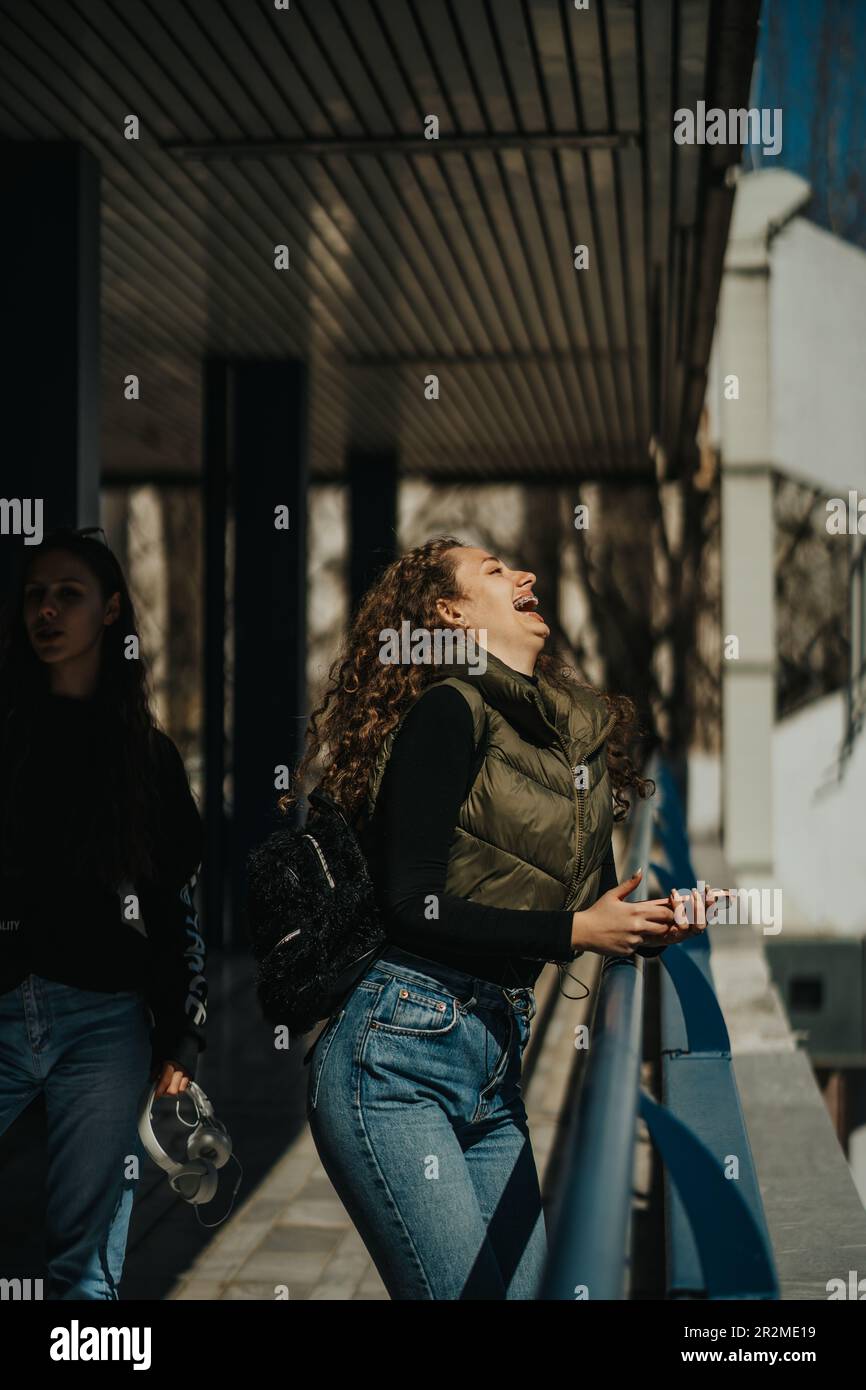 Girl burst out laughing hi-res stock photography and images - Alamy