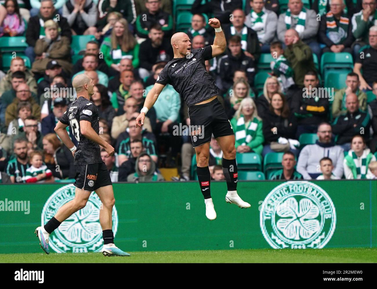 St Mirren's Curtis Main (right) celebrates scoring their side's second ...