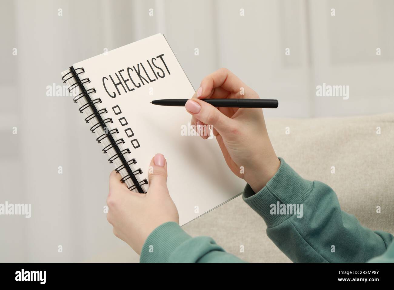 Woman filling audit checklist hi-res stock photography and images - Alamy