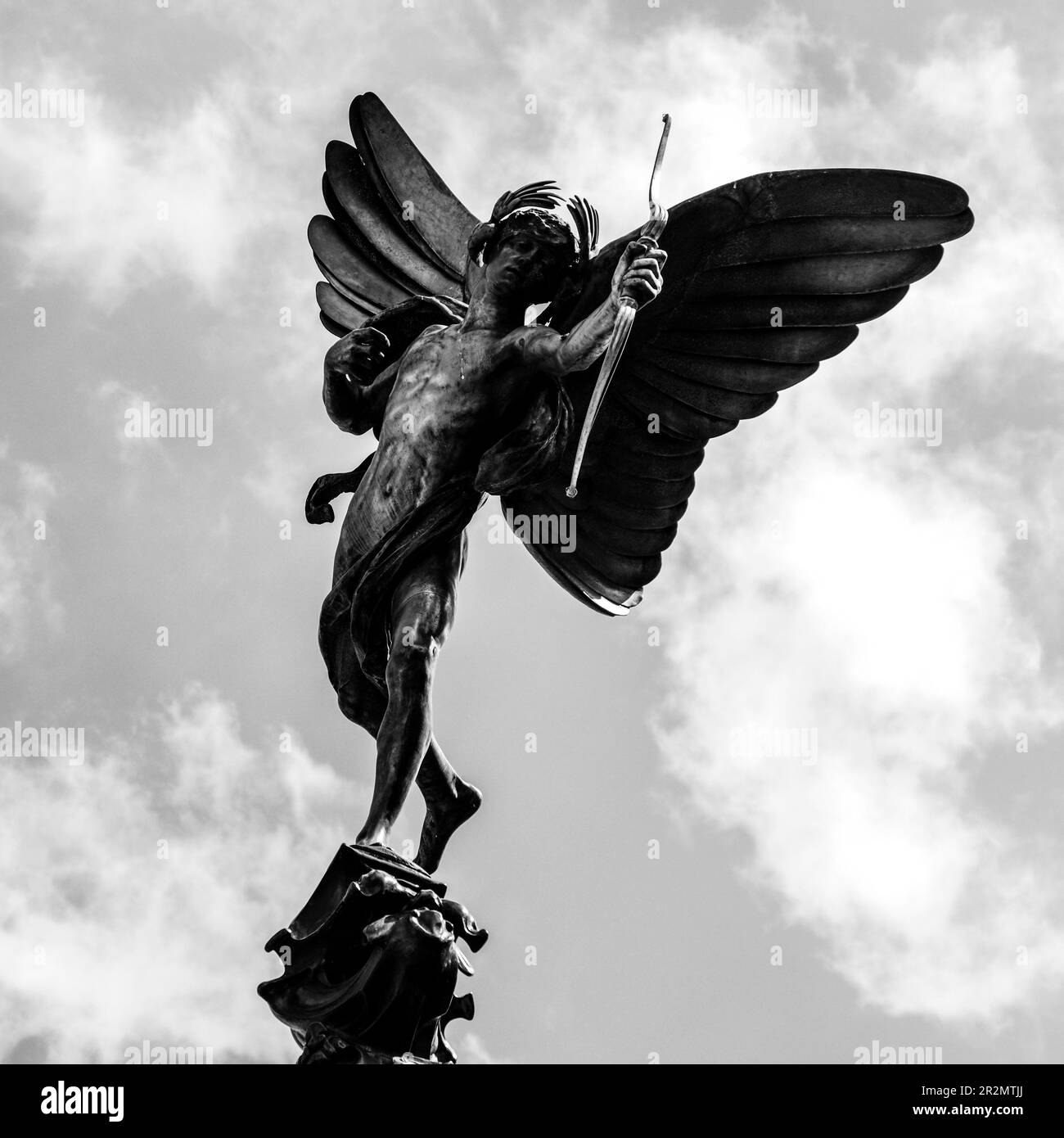 Eros statue piccadilly circus london Black and White Stock Photos ...