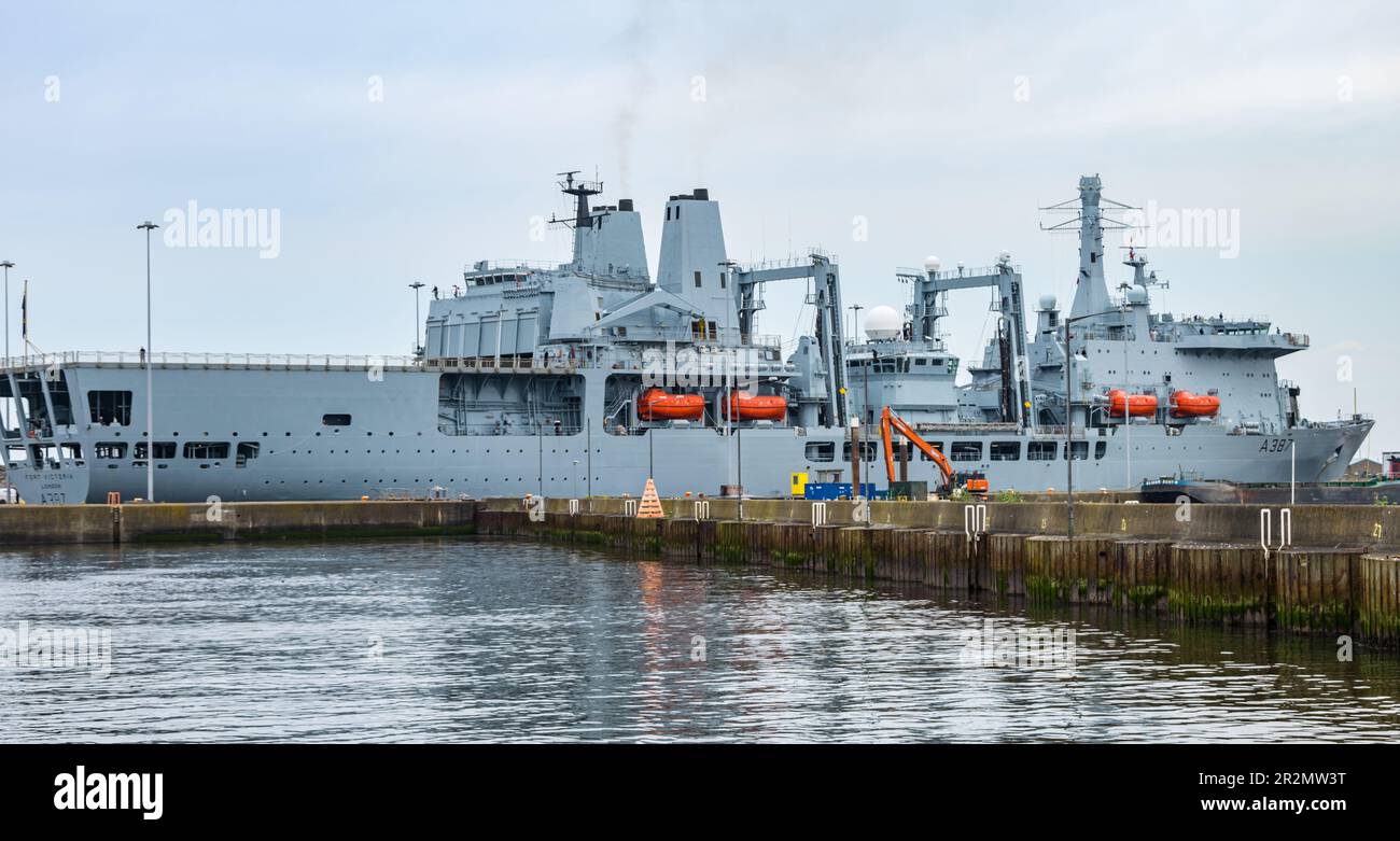 Edinburgh, Scotland, UK, 20th May 2023. RFA Fort Victoria (A387) enters ...