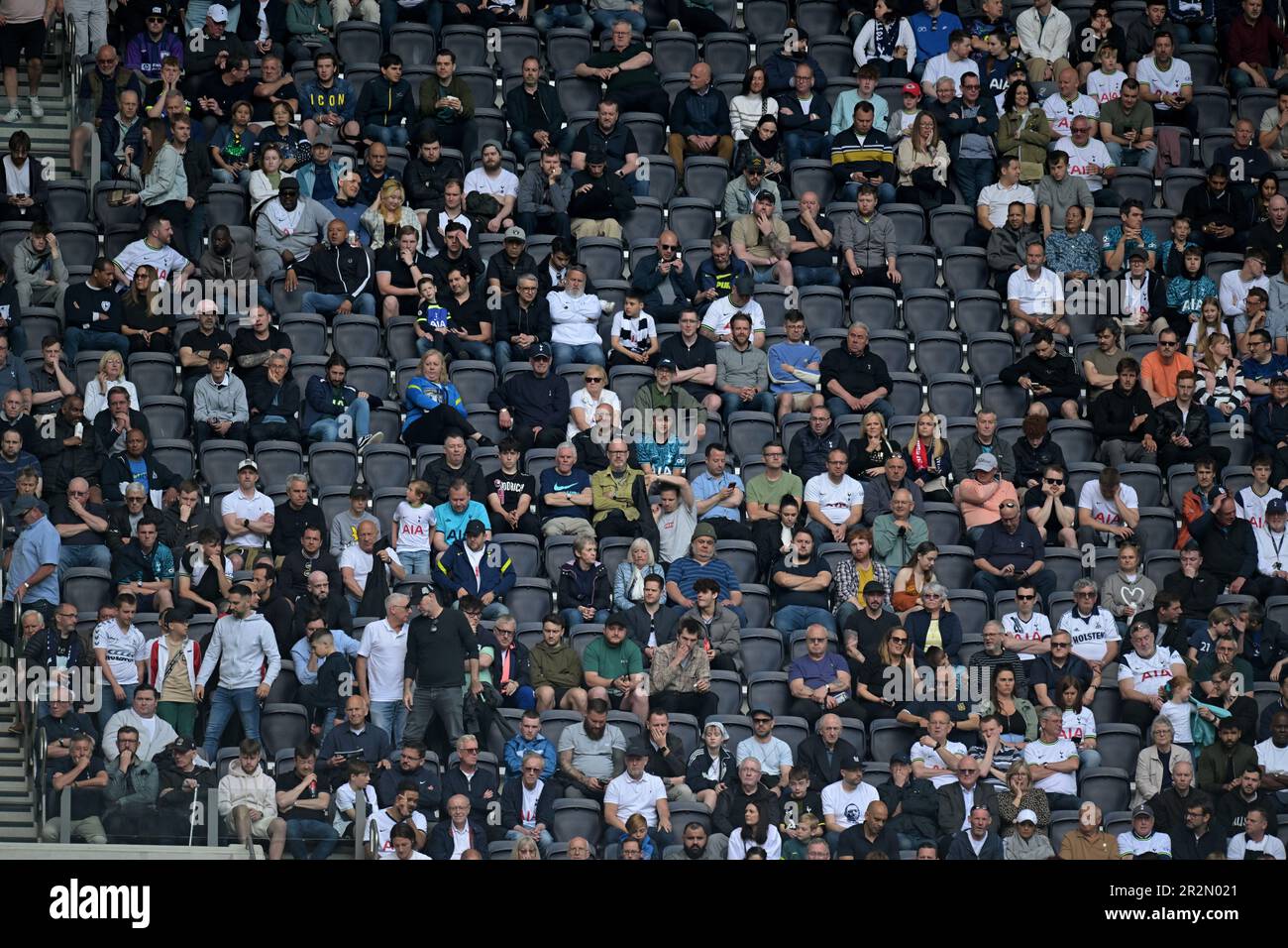 Brentford tottenham may 2023 hi-res stock photography and images - Alamy
