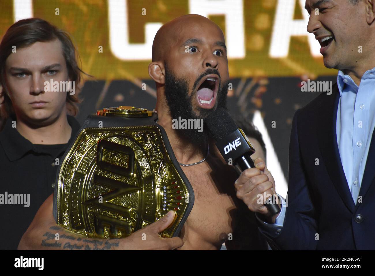 Demetrious "Mighty Mouse" Johnson at ONE Fight Night 10 Face-offs Stock ...