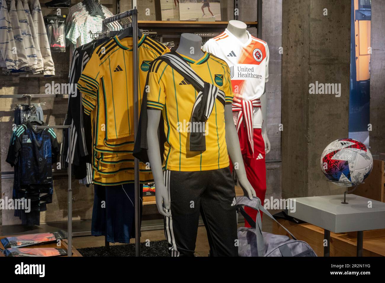 Adidas flagship store new york city hi-res stock photography and images - Alamy