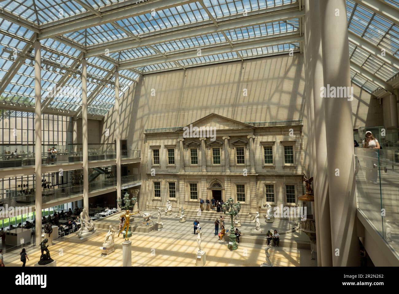 Charles Engelhard Court in The American Art Wing, The Metropolitan ...