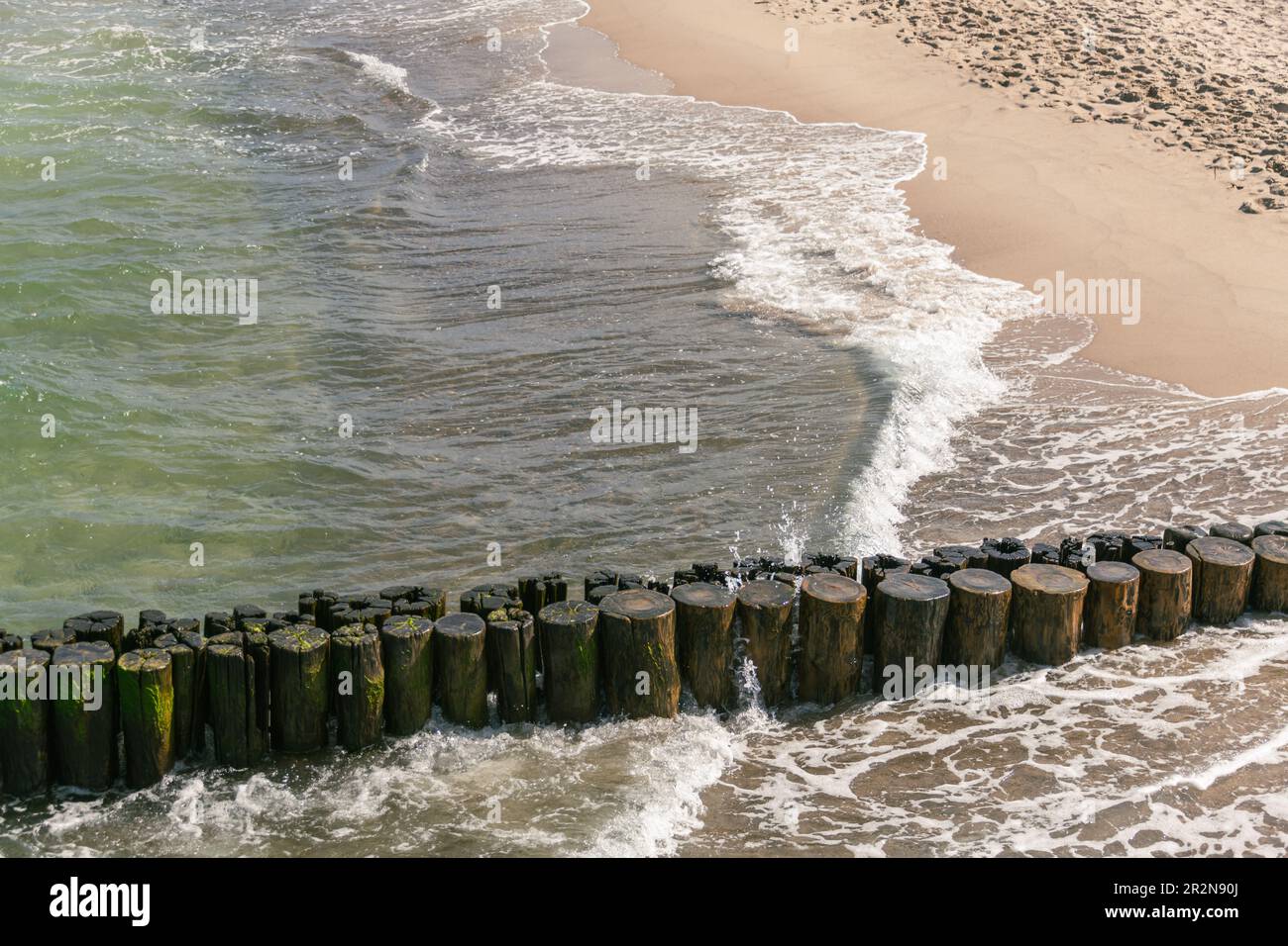 Timber groin hi-res stock photography and images - Alamy