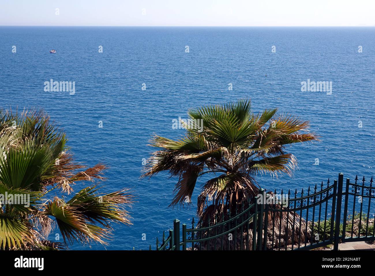 Azure seawater hi-res stock photography and images - Alamy