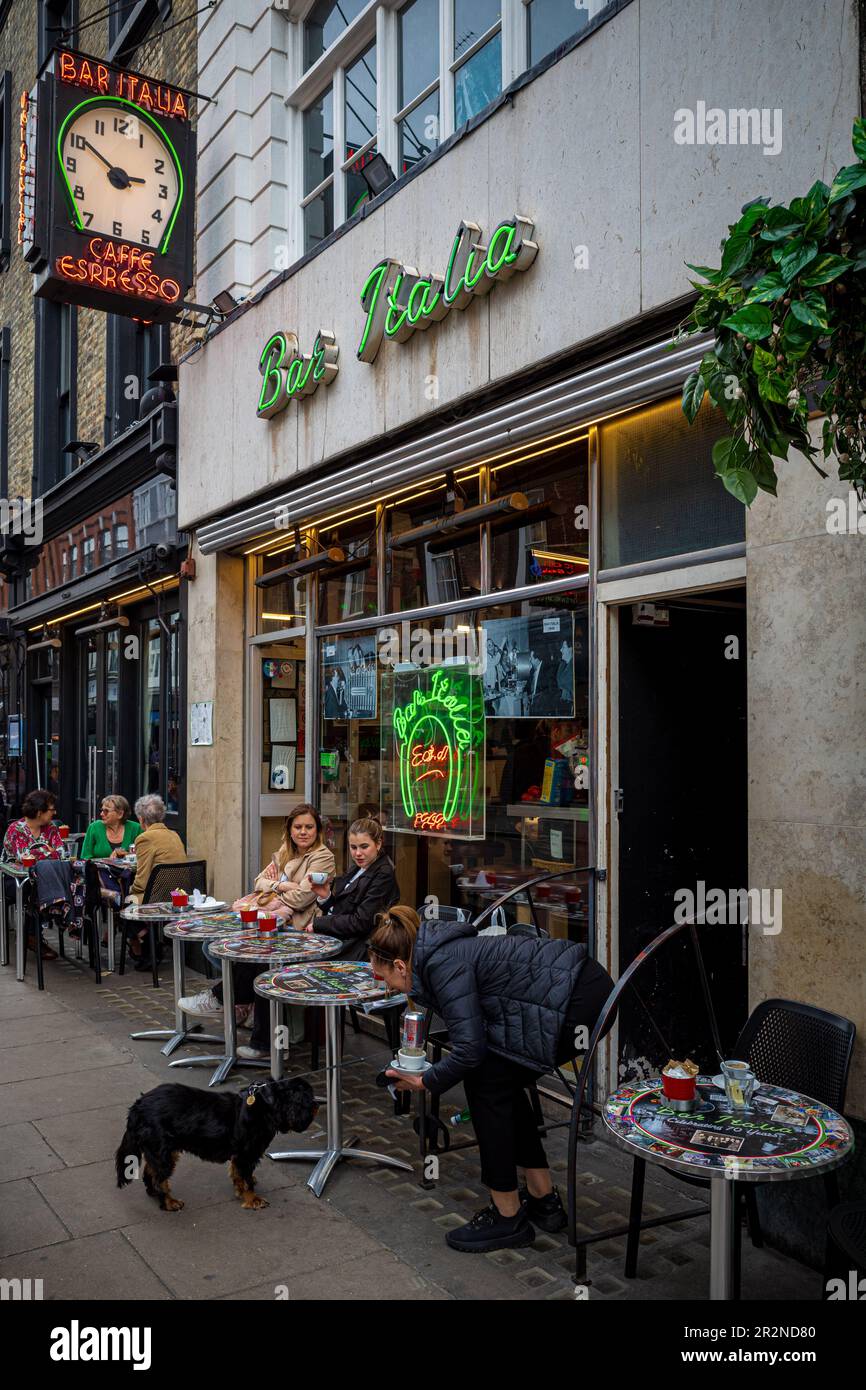 Italian bar in london hi-res stock photography and images - Alamy