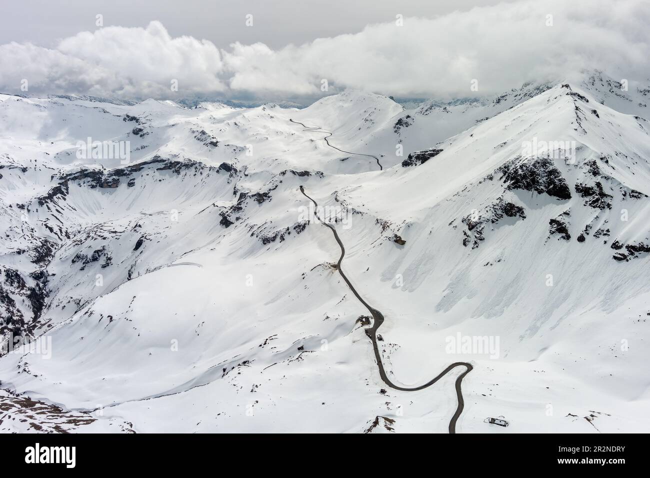Austrian alps road grossglocknerstrasse hi-res stock photography and ...