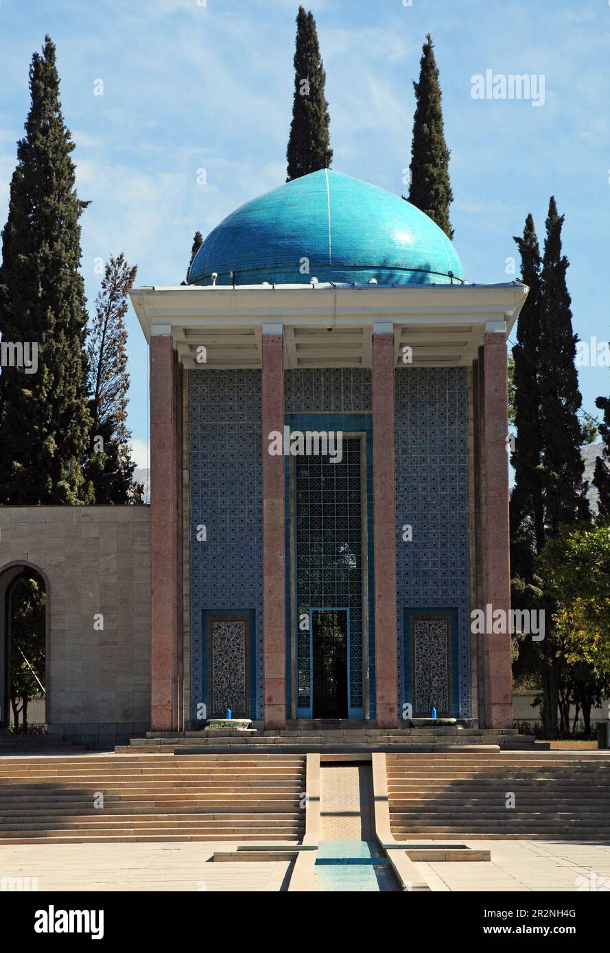 Tomb of saadi shiraz iran hi-res stock photography and images - Alamy