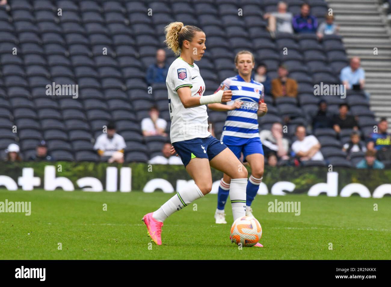 Celin bizet 14 hi-res stock photography and images - Alamy