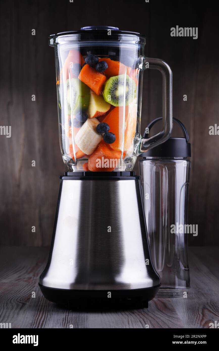 Blender for Shakes, Smoothies, Food Prep, and Frozen Blending Stock ...