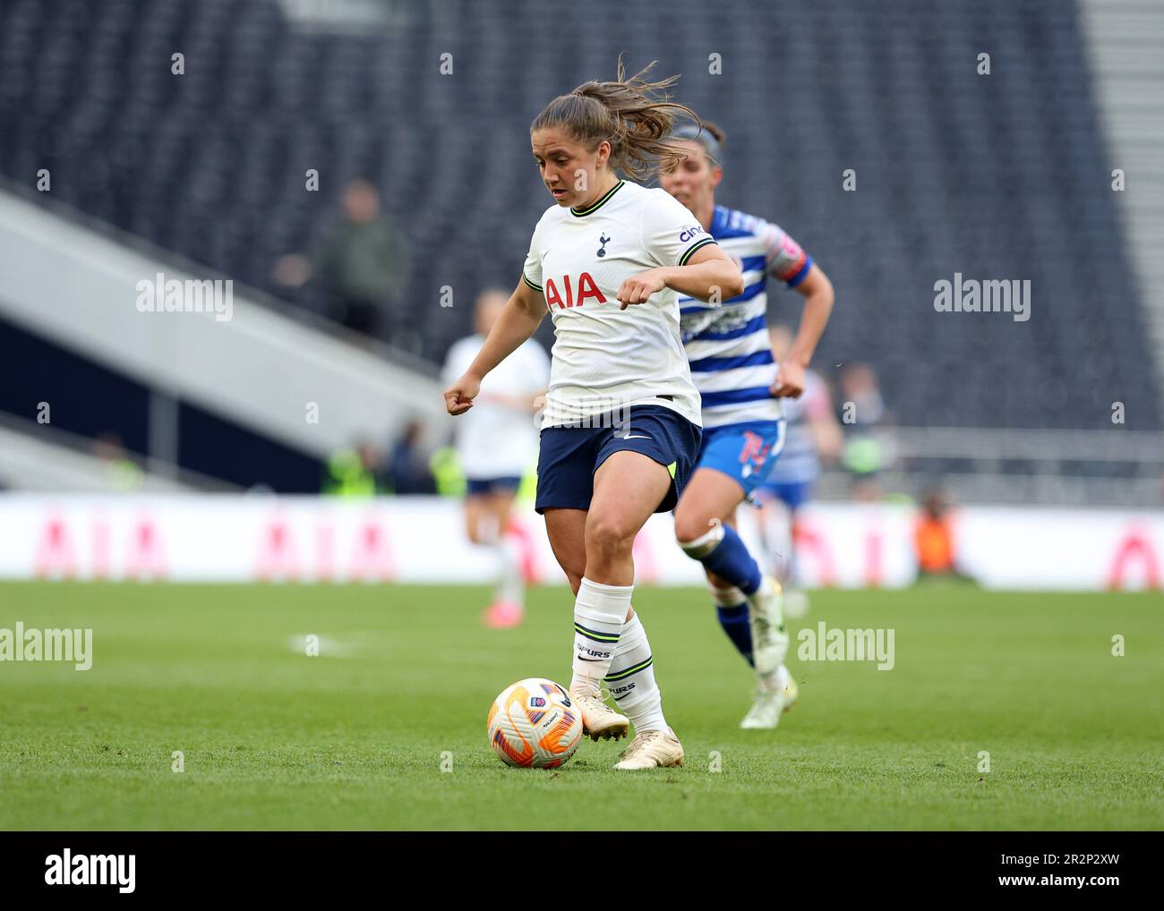 Women's 2023 football kit hi-res stock photography and images - Alamy