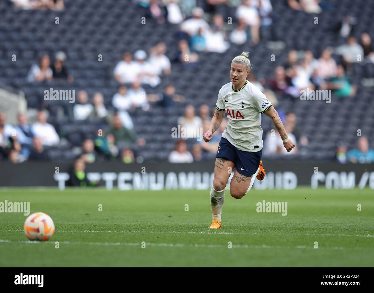 Bethany england tottenham hotspur hi-res stock photography and images ...