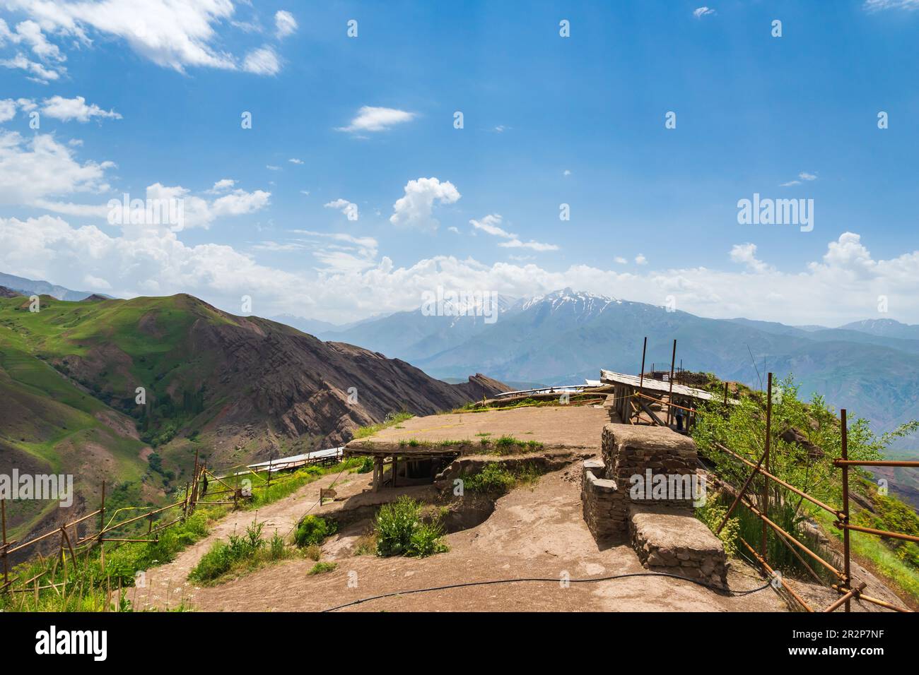 Alamut castle hi-res stock photography and images - Alamy