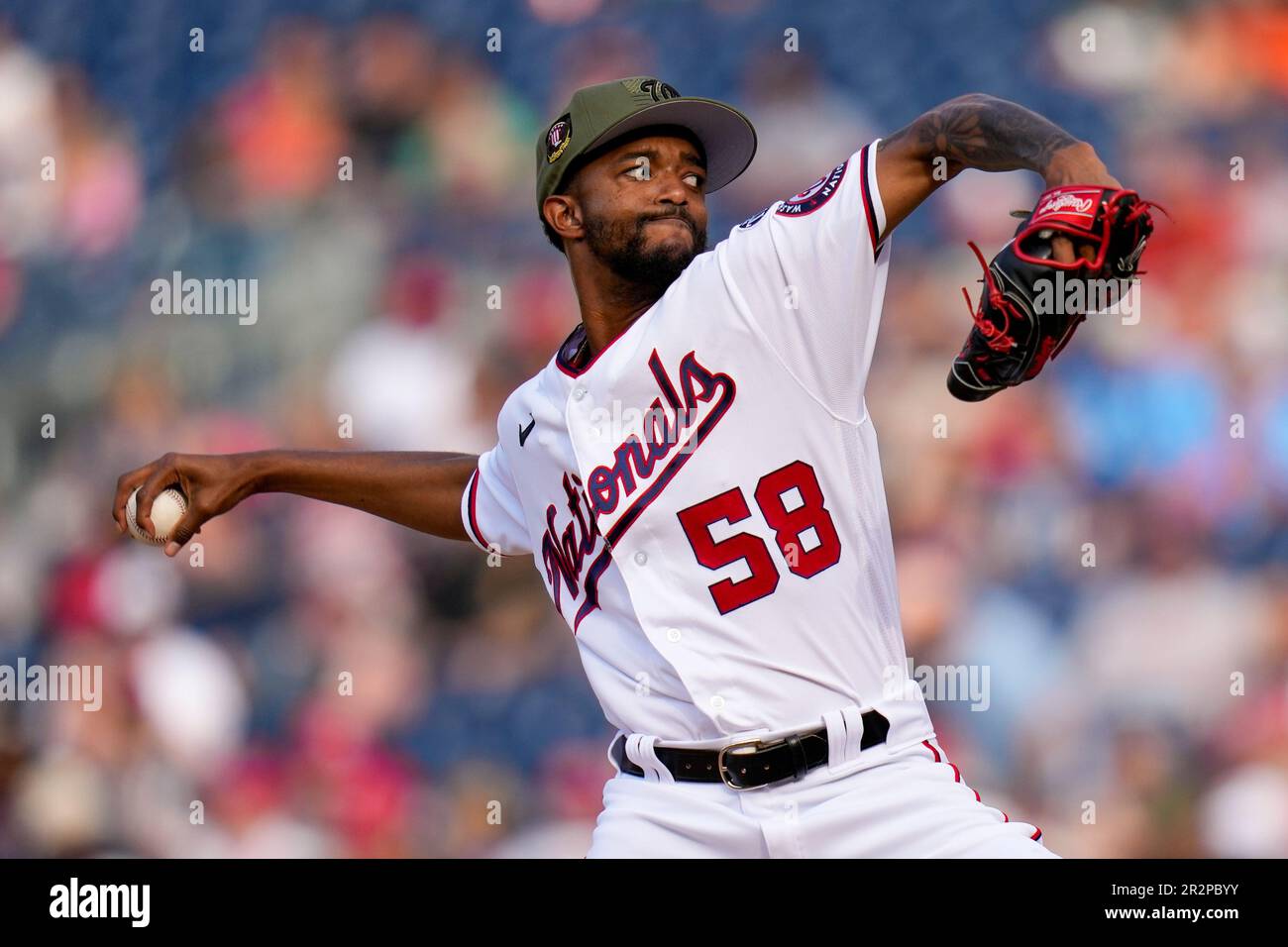 Washington Nationals relief pitcher Carl Edwards Jr., throws during the ...