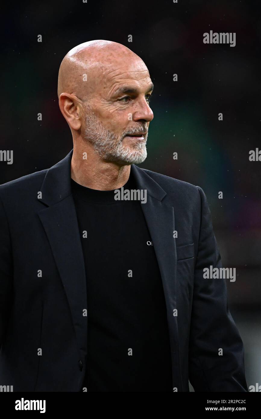 Stefano Pioli, coach of AC Milan reacts during the Serie A football ...