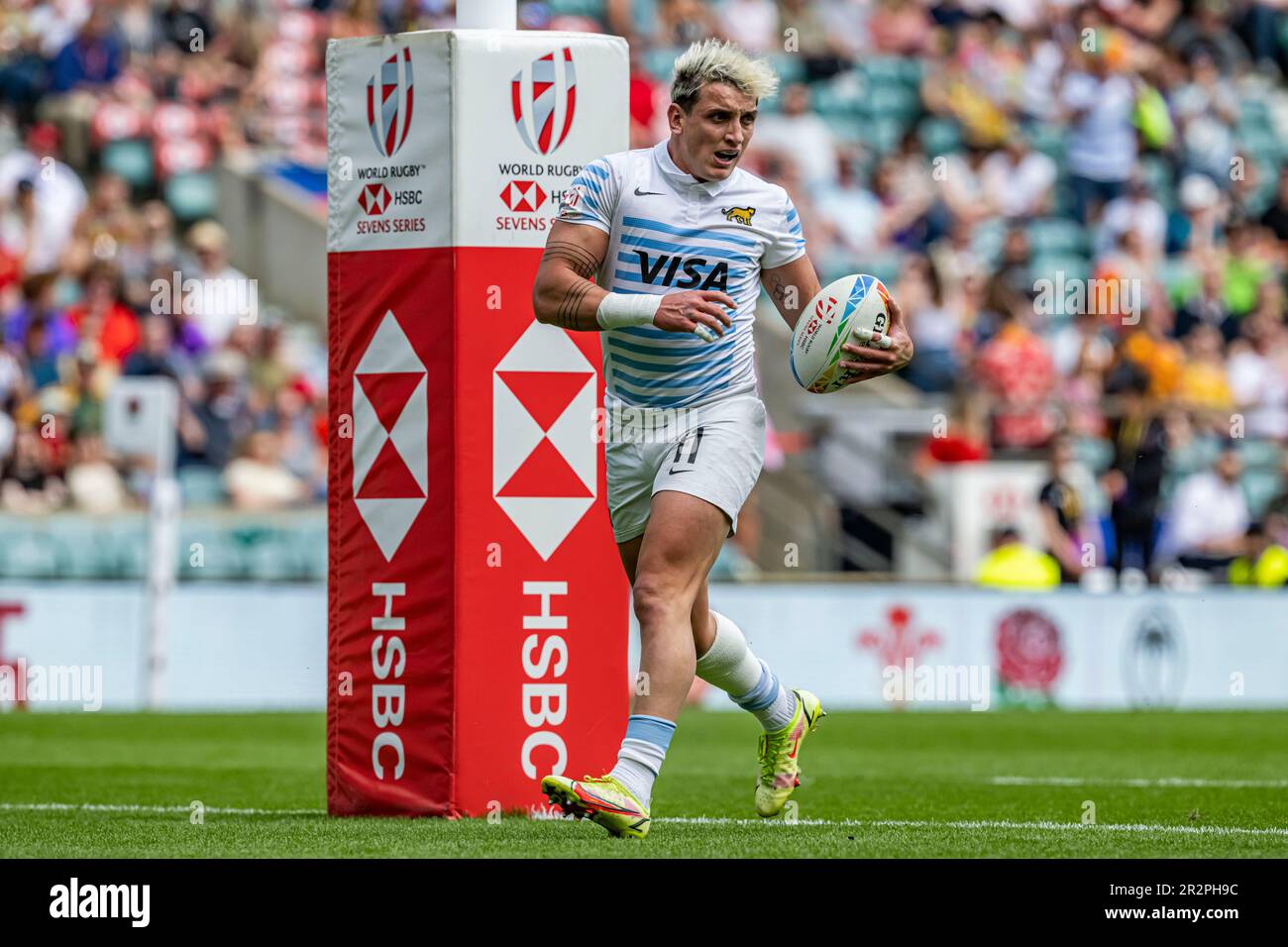 LONDON, UNITED KINGDOM. 20th, May 2023. Luciano Gonzalez of Argentina ...