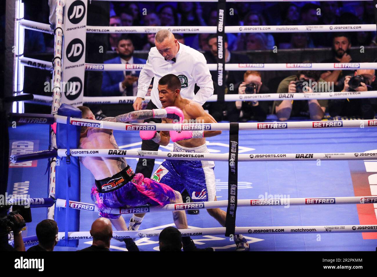 Jose felix defeats Gary Cully via TKO during Matchroom Boxing: Katie ...