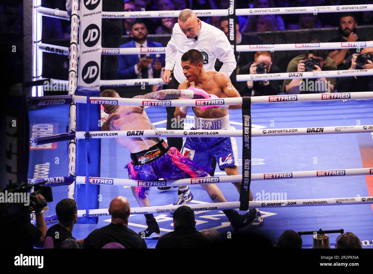 Jose felix defeats Gary Cully via TKO during Matchroom Boxing: Katie ...