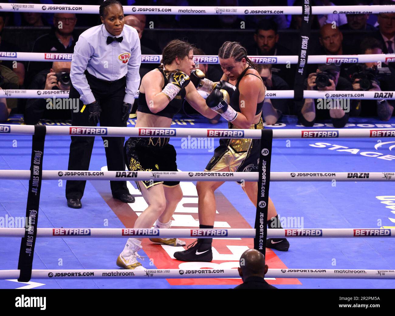 Cameron taylor boxing hi-res stock photography and images - Alamy