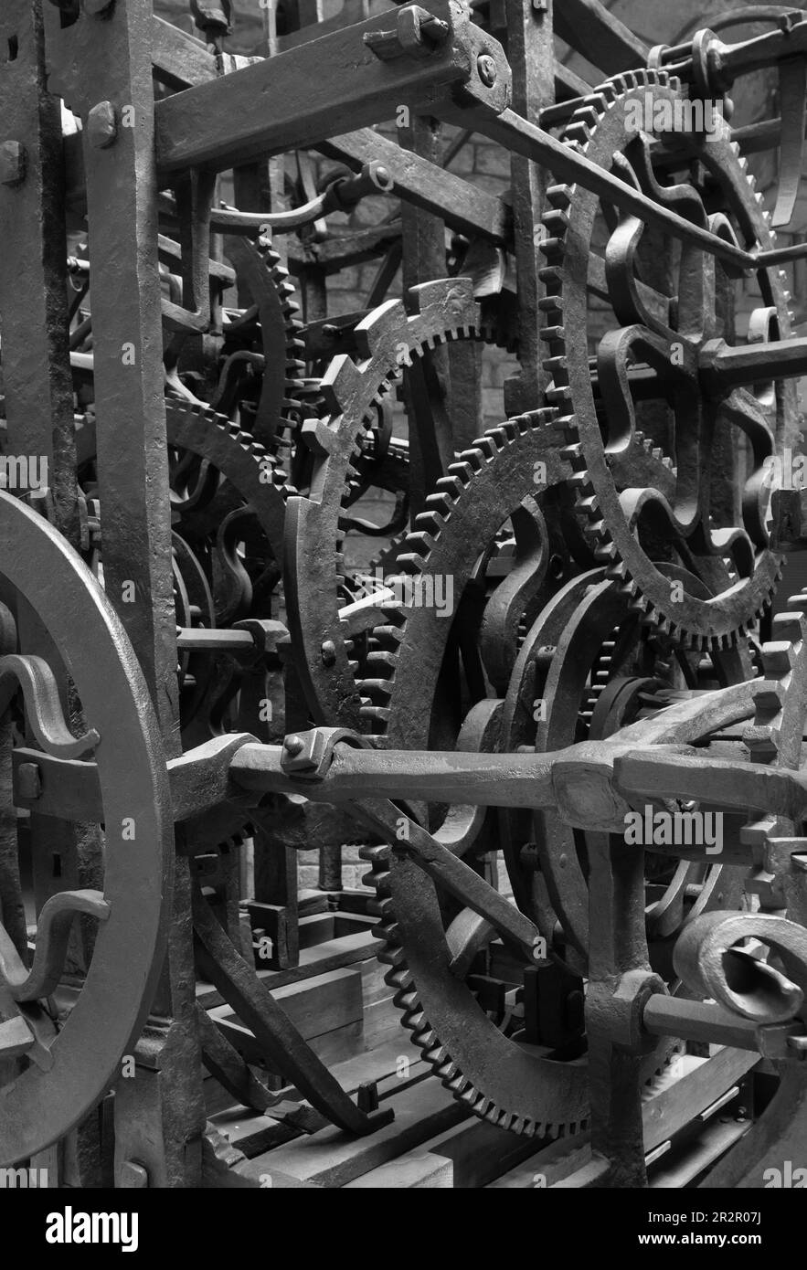 Cast iron cogs Black and White Stock Photos & Images - Alamy