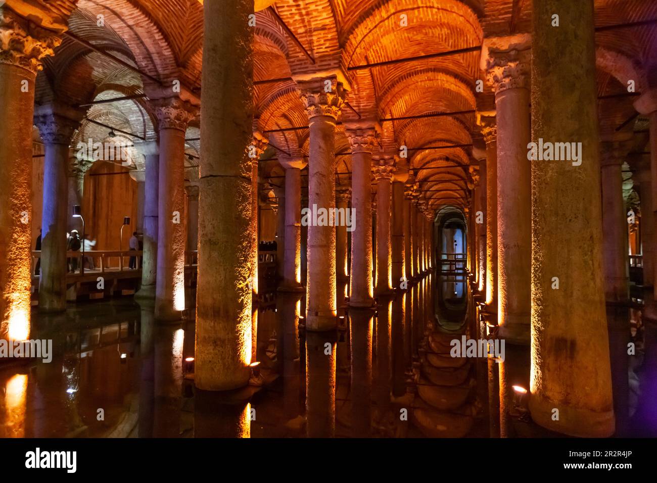 Underground Basilica Cistern(Subterranean Cistern), Sultan Ahmet Park ...