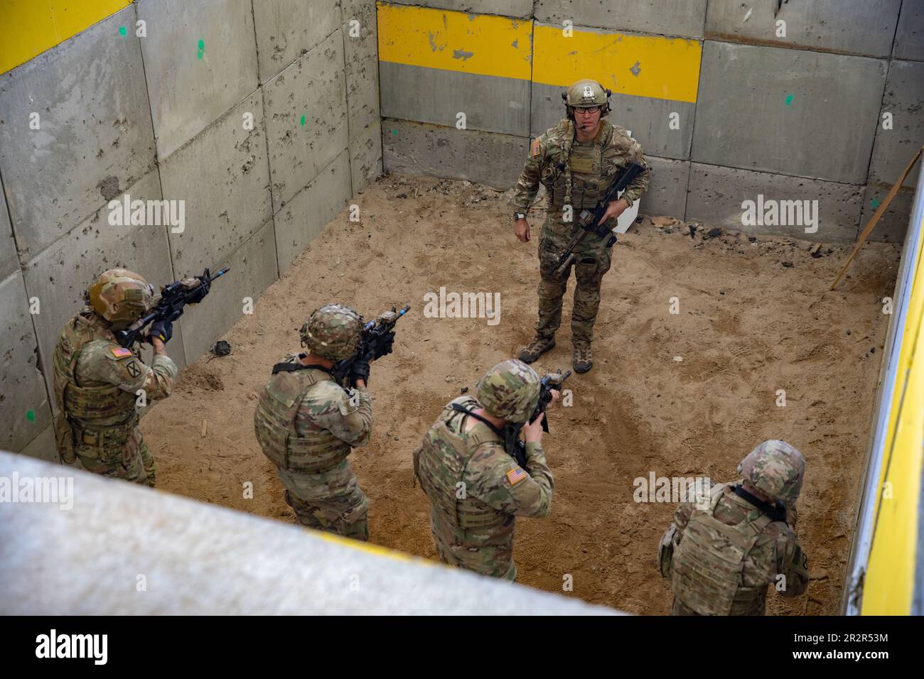 Soldiers From 3rd Special Forces Group Airborne Train Soldiers From