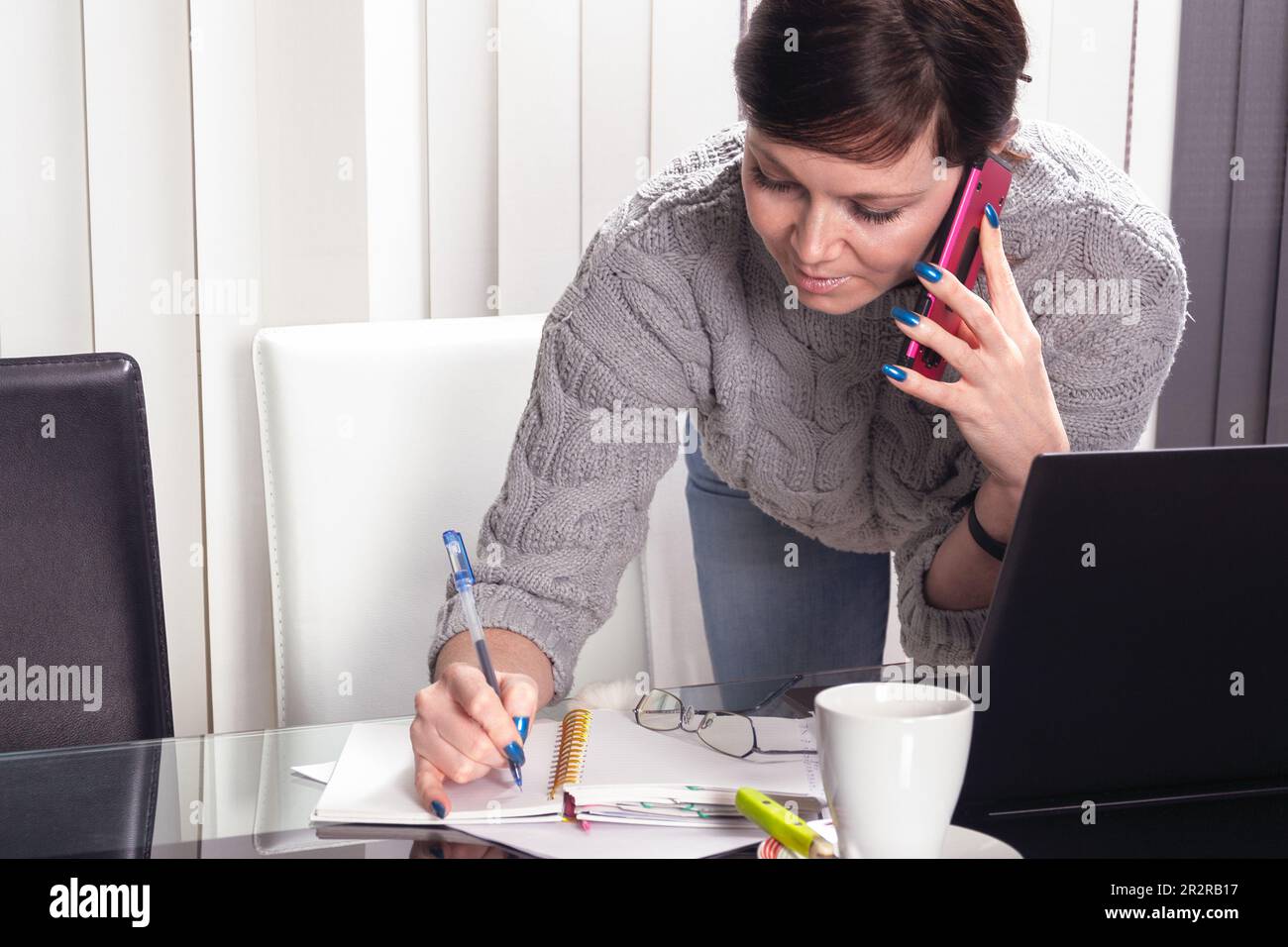 Secretary taking notes hi-res stock photography and images - Alamy