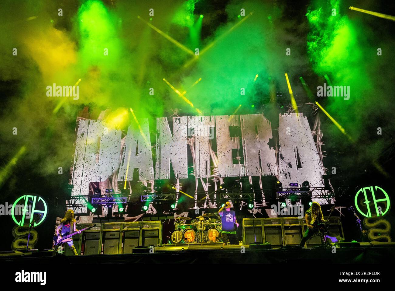Rex Brown, left, Charlie Benante, Phil Anselmo, and Zakk Wylde of ...