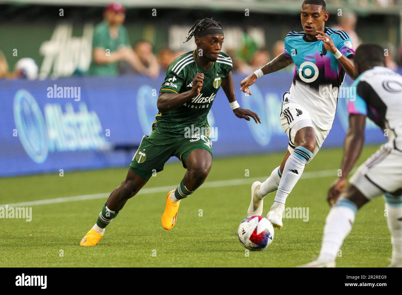 Portland Timbers midfielder Santiago Moreno runs with the ball against ...