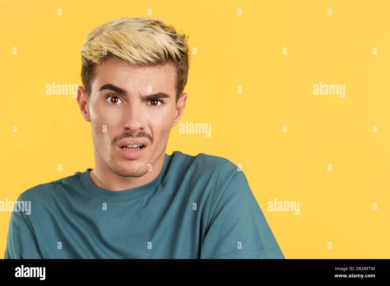 Blank faced hi-res stock photography and images - Alamy